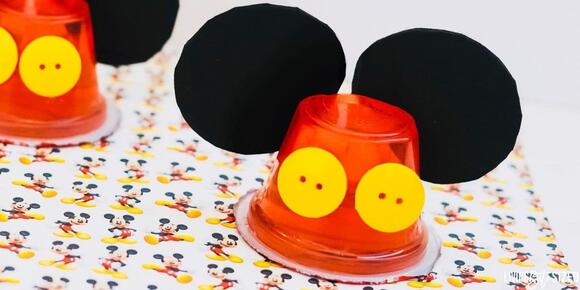 These No Bake Mickey Mouse Jelly Cups Are The Disney Dessert Kids Go ...