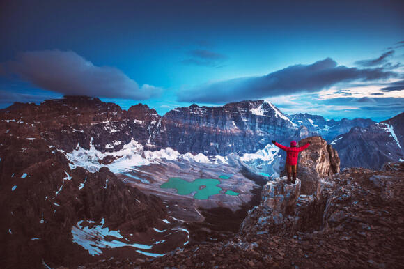 How This Photographer Quit His Job To Capture the Incredible Galaxy ...