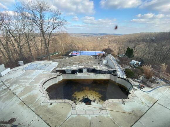 'Needs a ton of work': Nelly's former St. Louis-area home is a real ...