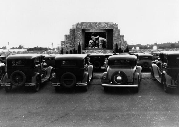 Pretty in Pink Returns to Rockford Theaters for 40th Anniversary ...