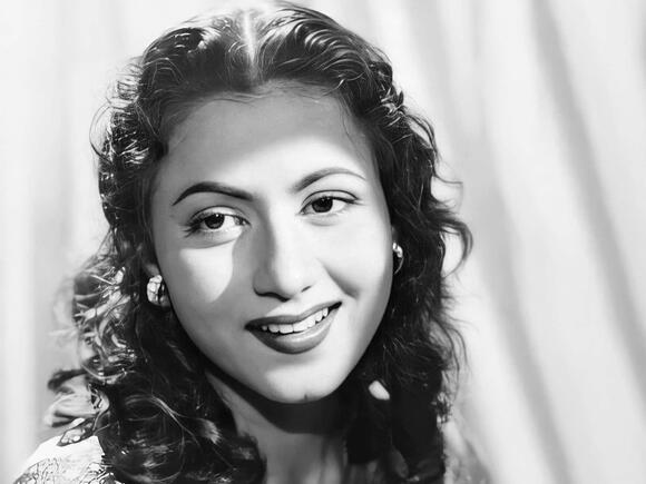 Madhubala became infamous for her scandalous romances, inner demons ...