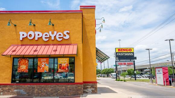 Popeyes ‘One Piece' Collab Hits the Internet Amid Franchise Closures ...
