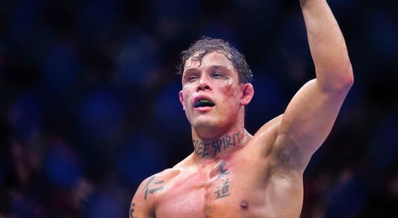 5 Most Iconic UFC Knockouts of 2025 - NewsBreak