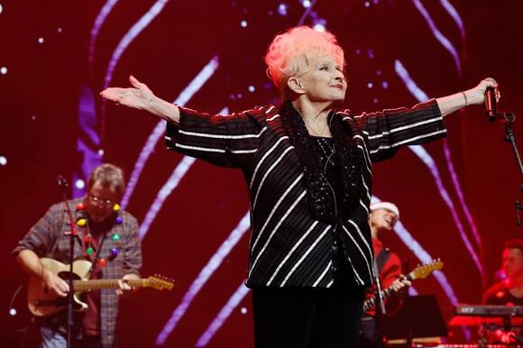 Brenda Lee Shares Her Story of Recording ‘Rockin’ Around the Christmas ...