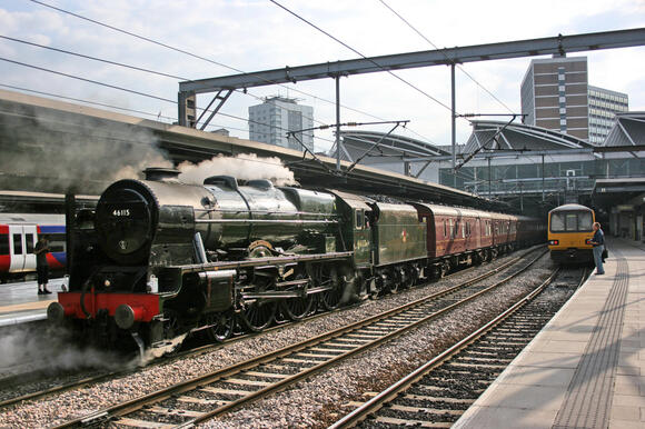 Luxury Train Rides Worth The Price - NewsBreak