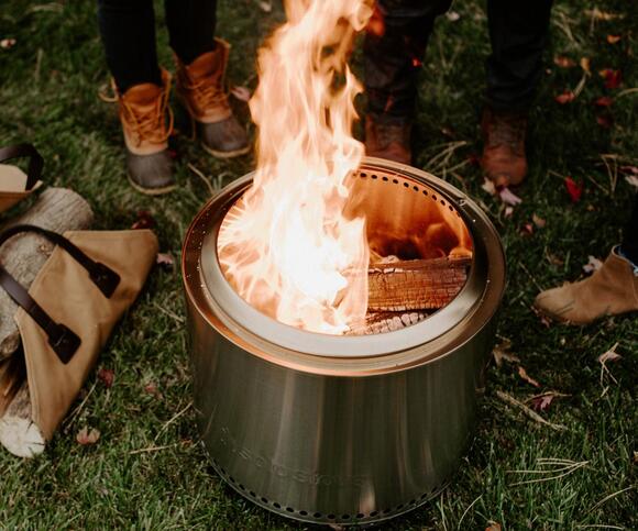 Are smokeless fire pits really smokeless? A fire pit designer reveals ...