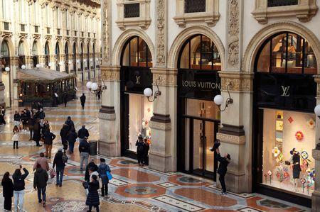LVMH shares dive after results cast doubt on luxury recovery - NewsBreak