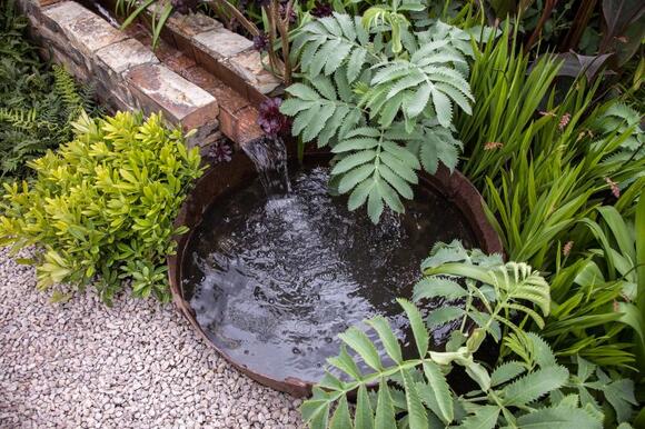 Garden Designers Keep Replacing Large Ponds With These Smaller Water ...