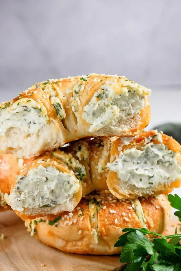 Cream Cheese Stuffed Bagels – Soft, Chewy, and Filled with Creamy ...