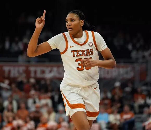 Who Are Madison Booker’s Parents? All About Carlos Booker and Stephanie ...