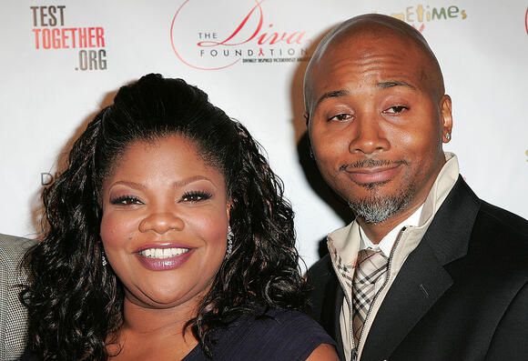 Who is Mo’Nique’s Husband? Here’s What We Know About Sidney Hicks ...