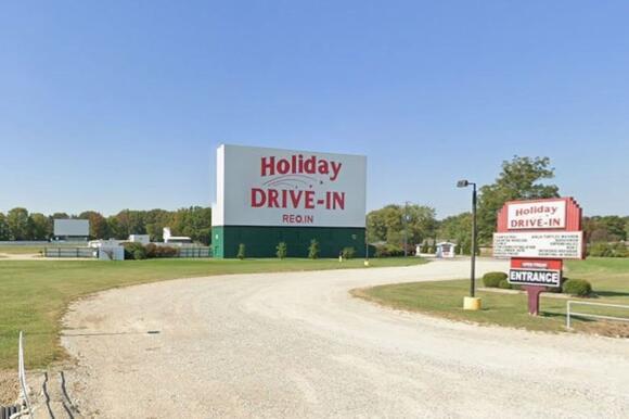 Holiday Drive-In in Reo, Indiana 2026 Opening Weekend - NewsBreak
