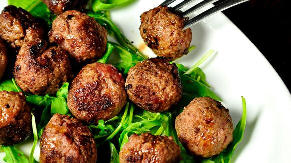 20 Store-Bought Party Foods You Can Pass Off As Home Cooking - NewsBreak
