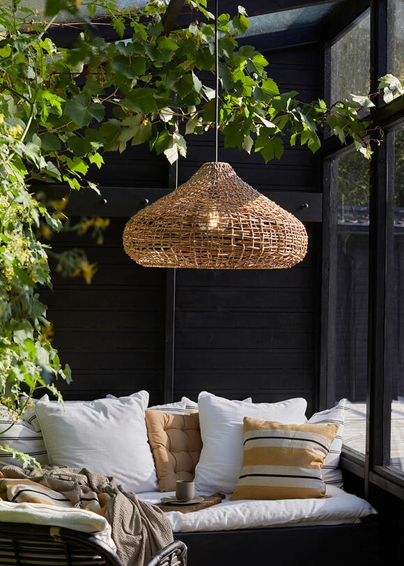 The Experts Have Decided — These Are the 5 Outdoor Lighting Trends They ...