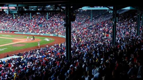 Red Sox slated to play 5 games on NBC, Peacock in 2026 as MLB returns ...