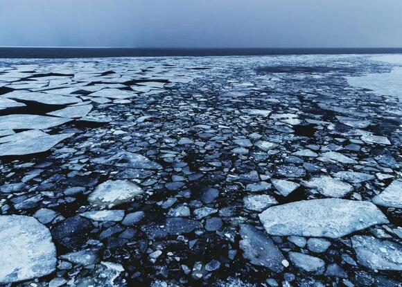 Strange Circular Ice Formations Appearing on Frozen Midwestern Lakes ...