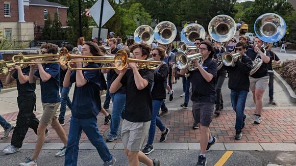 Marietta Vet Day Parade: A True Community Salute