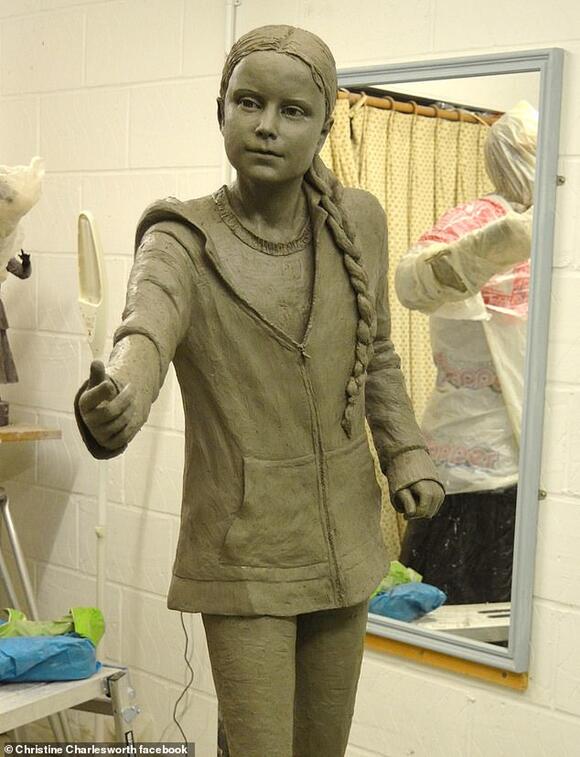 Life-sized £24,000 bronze statue of Greta Thunberg that was slammed as ...
