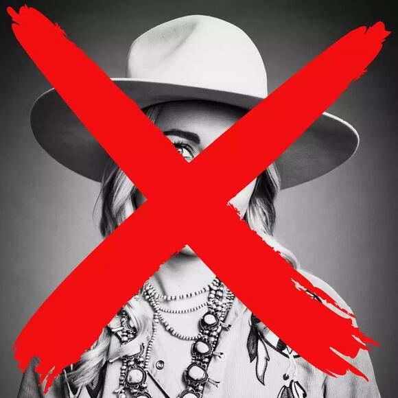 Todd + Julie Chrisley Eliminated from 'Masked Singer' - NewsBreak