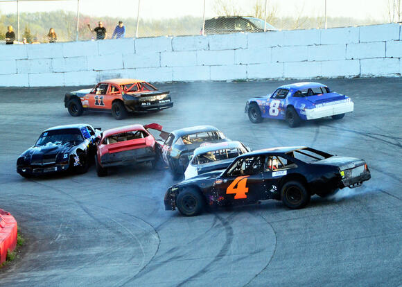 Kingsport Speedway opens 2024 season with a bang - NewsBreak