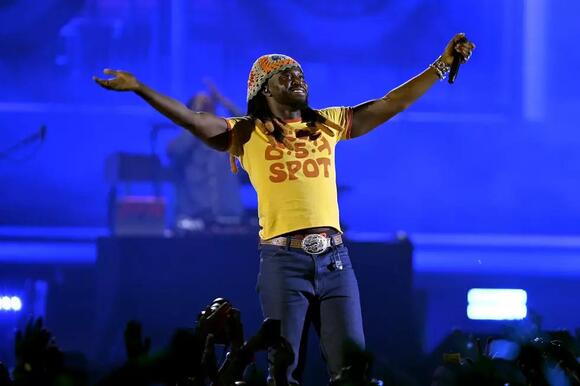 Shaboozey Under Fire For Photos Taken On Private Montana Land - NewsBreak