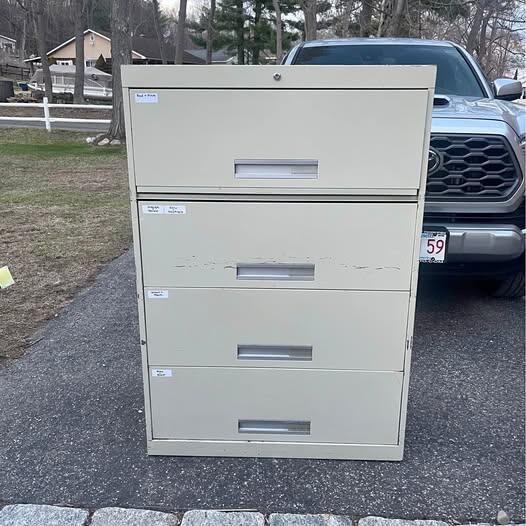 🎁 Freebies Up for Grabs in Pittsfield Right Now - NewsBreak