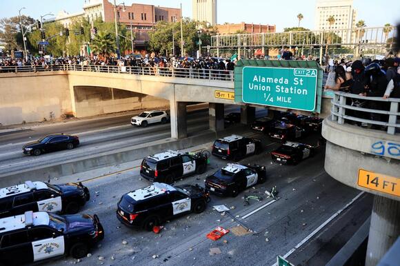 Cnn Msnbc Insist Anti Ice Protests Have Been ‘mostly Peaceful Despite Unrest Newsbreak 