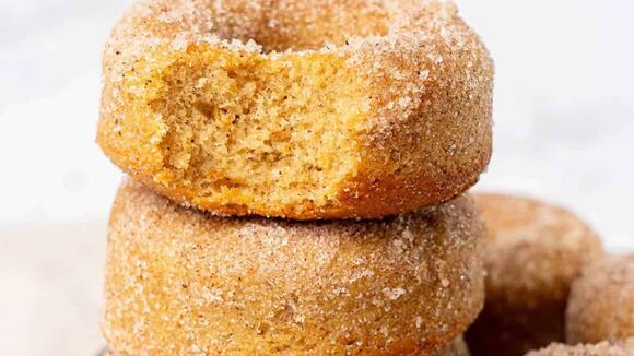 26 Easy Homemade Donut Recipes That Are Better Than Any Boring Drive ...