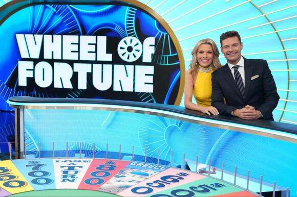How Much Money Does Ryan Seacrest Earn Hosting Wheel of Fortune? Full ...