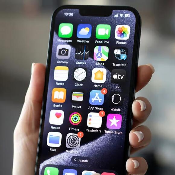 You Should Delete These Pre-Installed Apps To Make Your iPhone Run ...