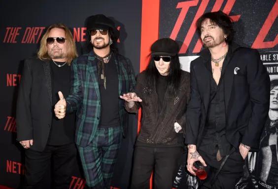 Mick Mars’ Lawyer Blasts “Ridiculous” Ruling In Mötley Crüe Legal ...