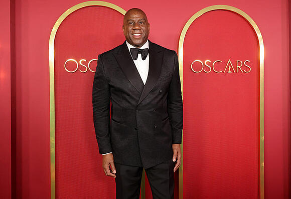 Jimmy Fallon Raves About Iconic Michigan Burger Spot - NewsBreak