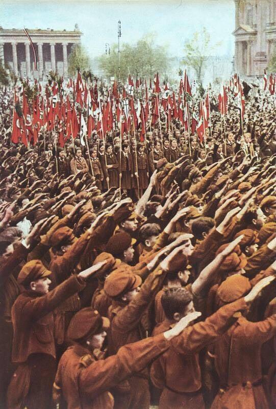 The Rise And Fall Of The Bellamy Salute, The Nazi-Like Gesture That ...