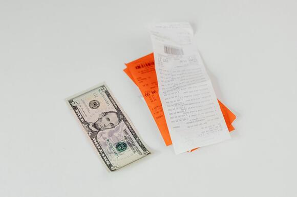 The Tipping Culture War Inside American Restaurants Is Getting Uglier ...