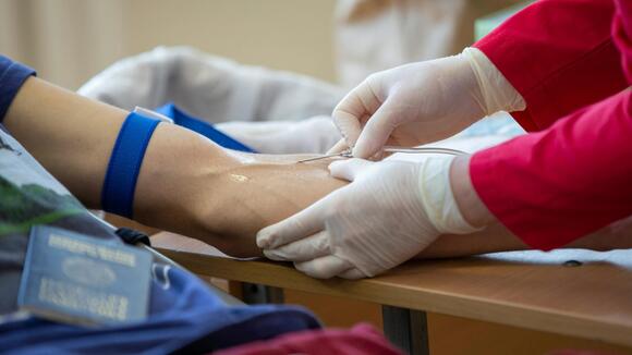 Can You Spare an Hour? Abington Blood Drive Aims to Help Cancer ...