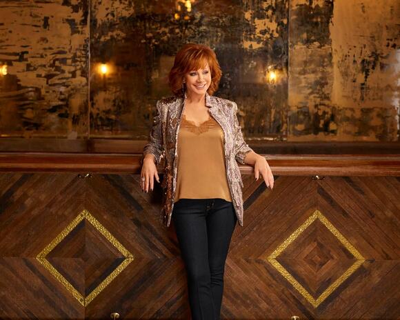 Reba McEntire Shares New EP Hurt Like That - NewsBreak