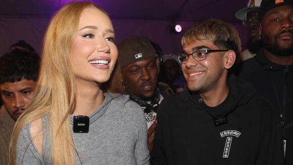 Iggy Azalea Sparks Hookup Rumors With Neon After Cryptic Tweet - NewsBreak