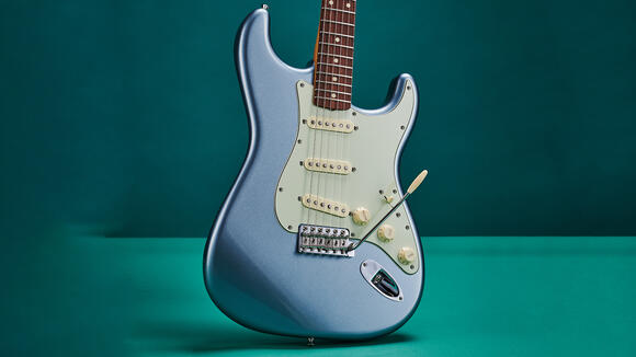 Fender escalates legal campaign against S-style guitars, issues first ...