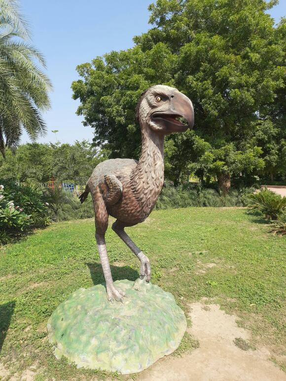 The Toothless Dinosaurs With Powerful Beaks - NewsBreak