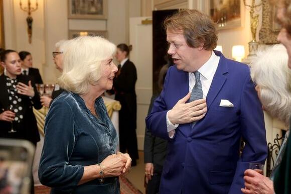 Queen Camilla forced to make huge change to her behavior after marrying ...