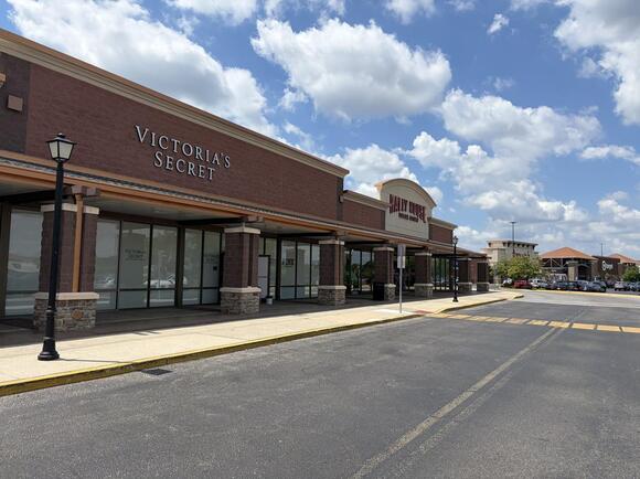 Popular Retailer Leaves NJ Mall, But Reappears Just Miles Away - NewsBreak