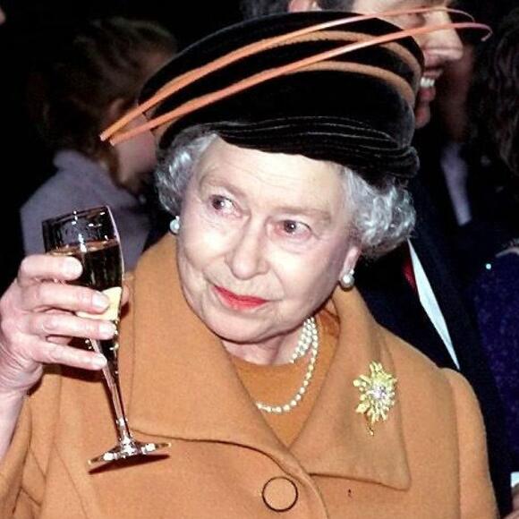 Royal Butler Claims Buckingham Palace Became Known as "Gin Palace" With ...