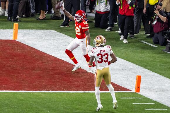 Taylor Swift’s Super Bowl message to Mecole Hardman featured unique ...