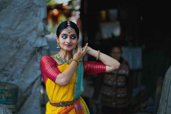 Indian DIL Realizes Her "Educated" MIL Can Still Serve Misogyny, Silent ...
