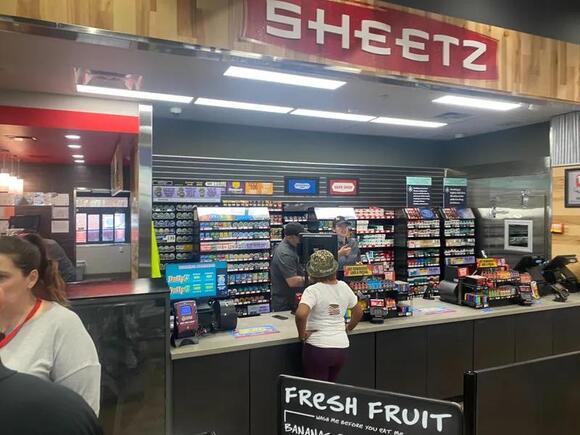 Hundreds attend Sheetz grand opening in Romulus as popular gas station ...