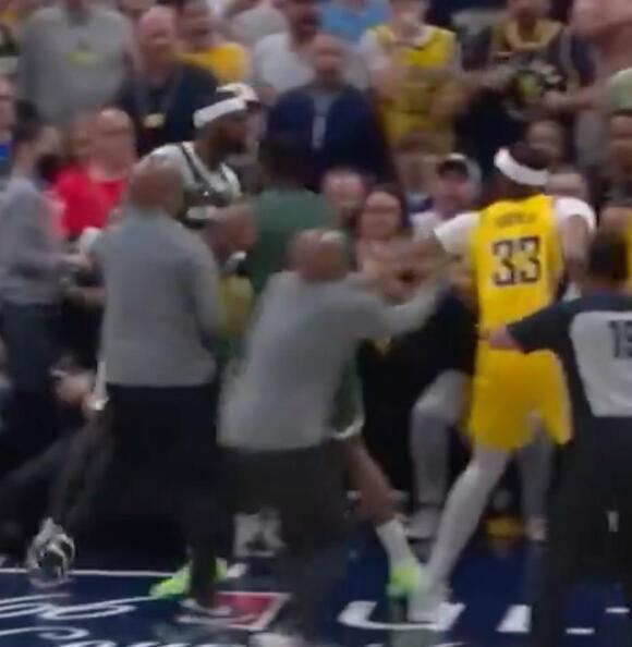 Bucks’ Bobby Portis Jr. ejected against Pacers after ugly fracas
