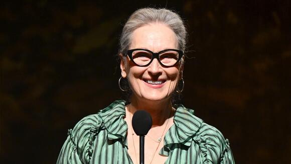 Meryl Streep Calls Fellow Oscar Winner ‘The Worst’ at Charades - NewsBreak