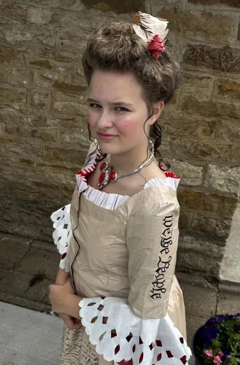 Photos: Teen wins scholarship for Constitution-inspired duct tape dress ...