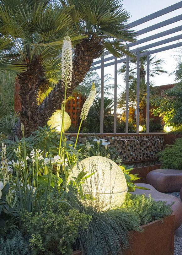 The Experts Have Decided — These Are the 5 Outdoor Lighting Trends They ...