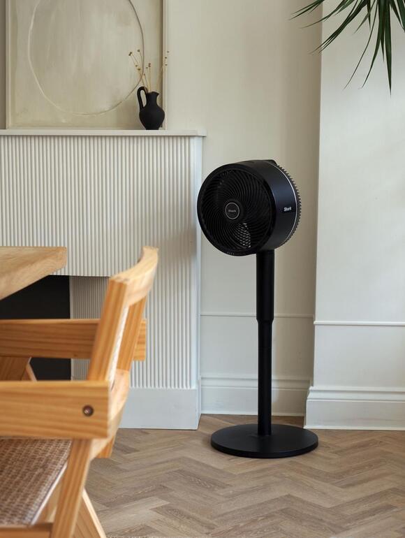So Clever! This Portable Fan Has a Secret Trick That Makes It Perfect ...